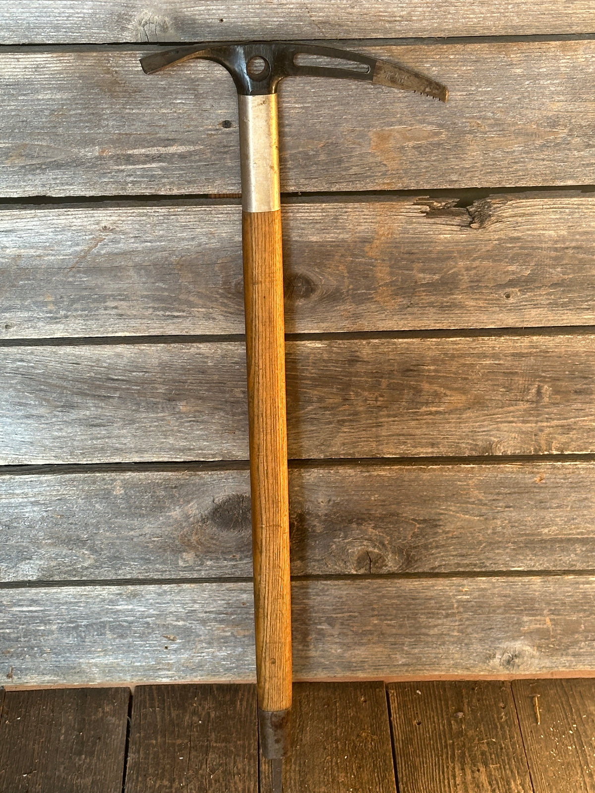 Vintage Italian Ice Axe - CAMP - VintageWinter