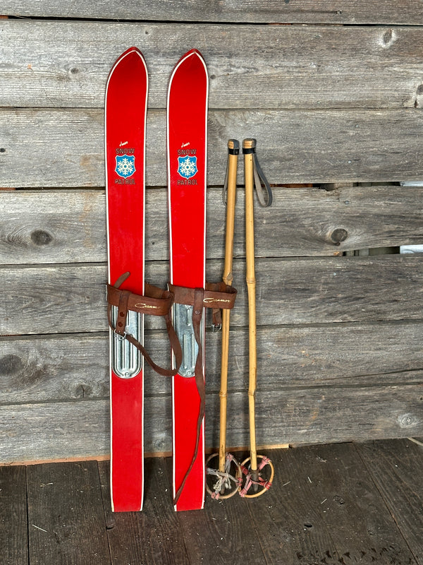 Vintage Skis and Antique Ski Equipment - VintageWinter