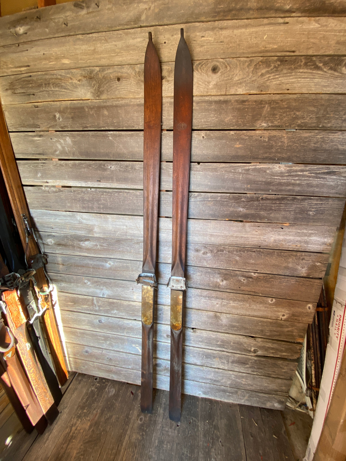 Harvey Dodds Vintage Pointed Tip - 1920s Downhill Skis - VintageWinter